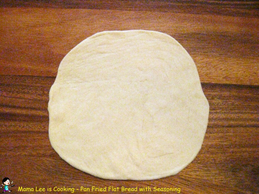 Pan Fried Flat Bread with Seasoning – Mama Lee is Cooking （咱家小饭桌）