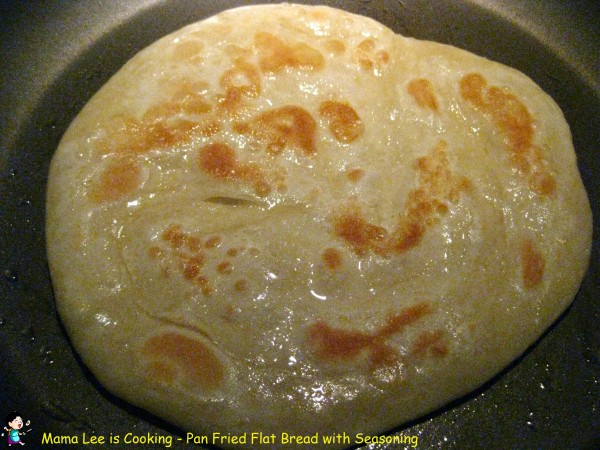 Pan Fried Flat Bread with Seasoning – Mama Lee is Cooking （咱家小饭桌）