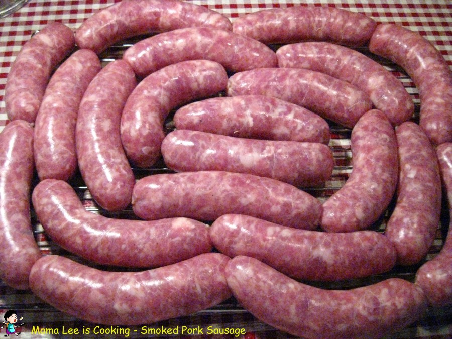 Smoked Pork Sausage (Chinese Version) – Mama Lee is Cooking （咱家小饭桌）