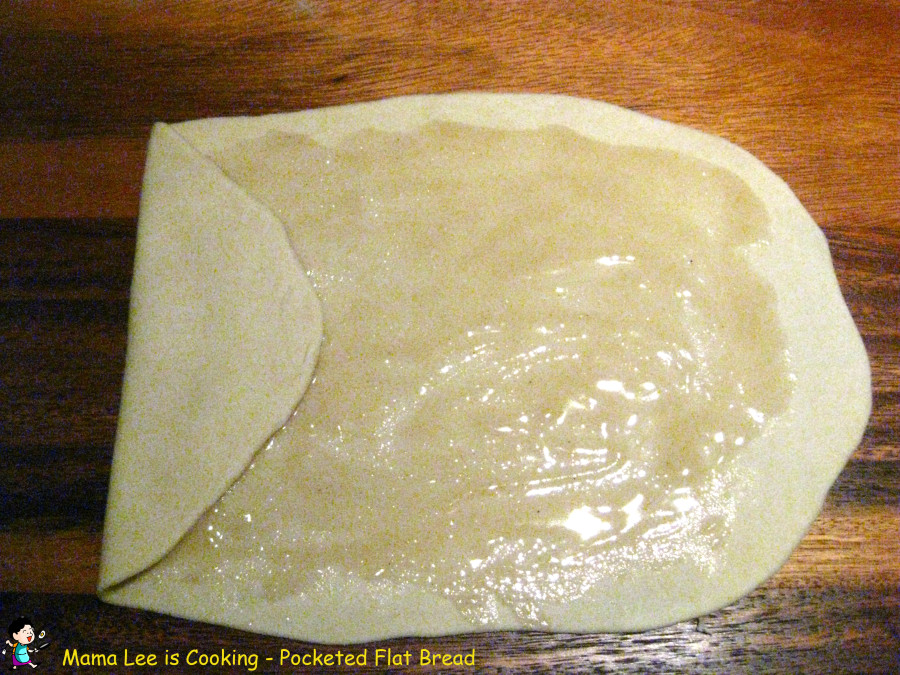 Pocketed Flat Bread – Mama Lee is Cooking （咱家小饭桌）