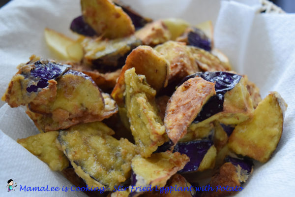 Stir Fried Eggplant with Potato and Onion – Mama Lee is Cooking （咱家小饭桌）